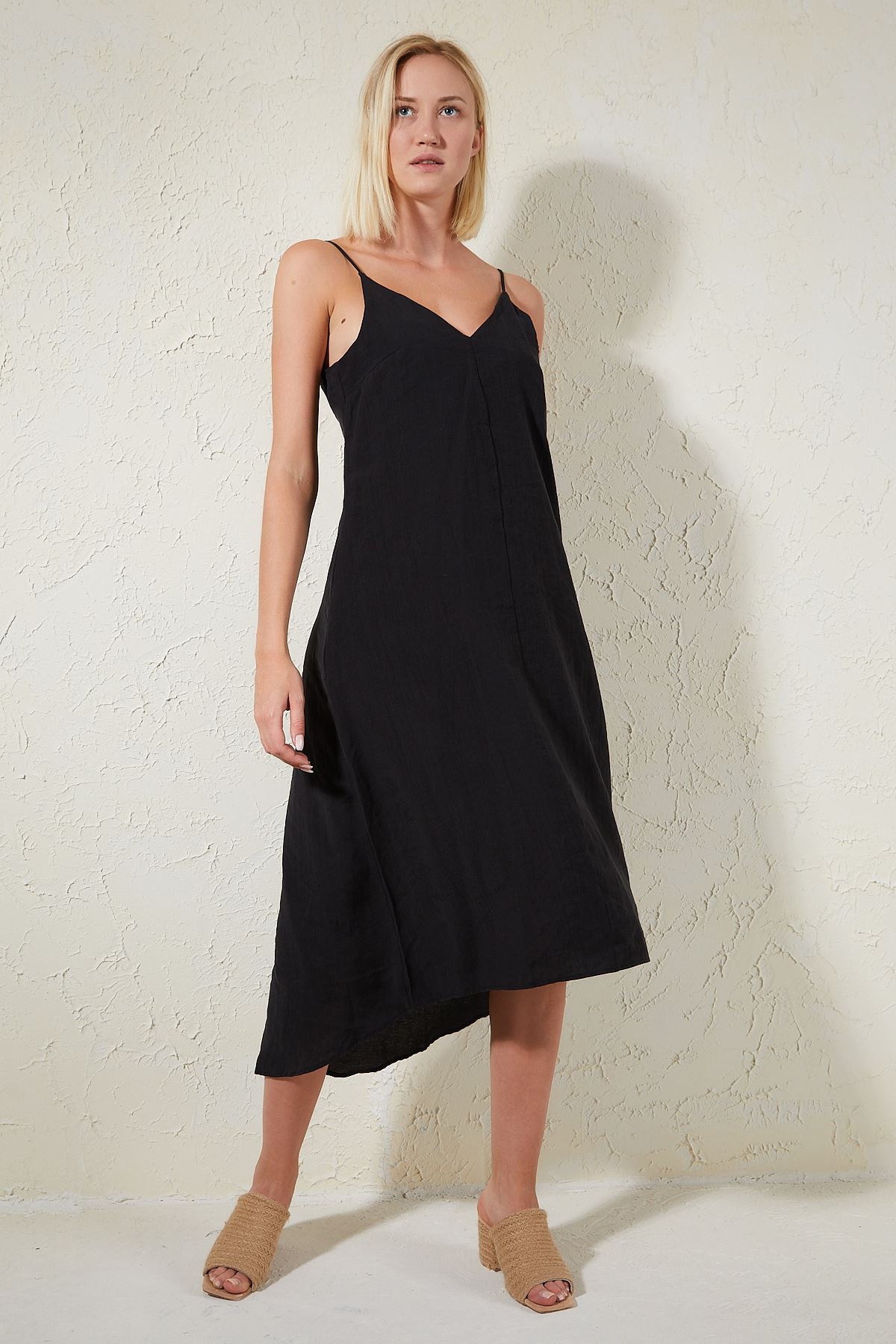 String Dress - Online Giyim ve Ayakkabı Sitesi